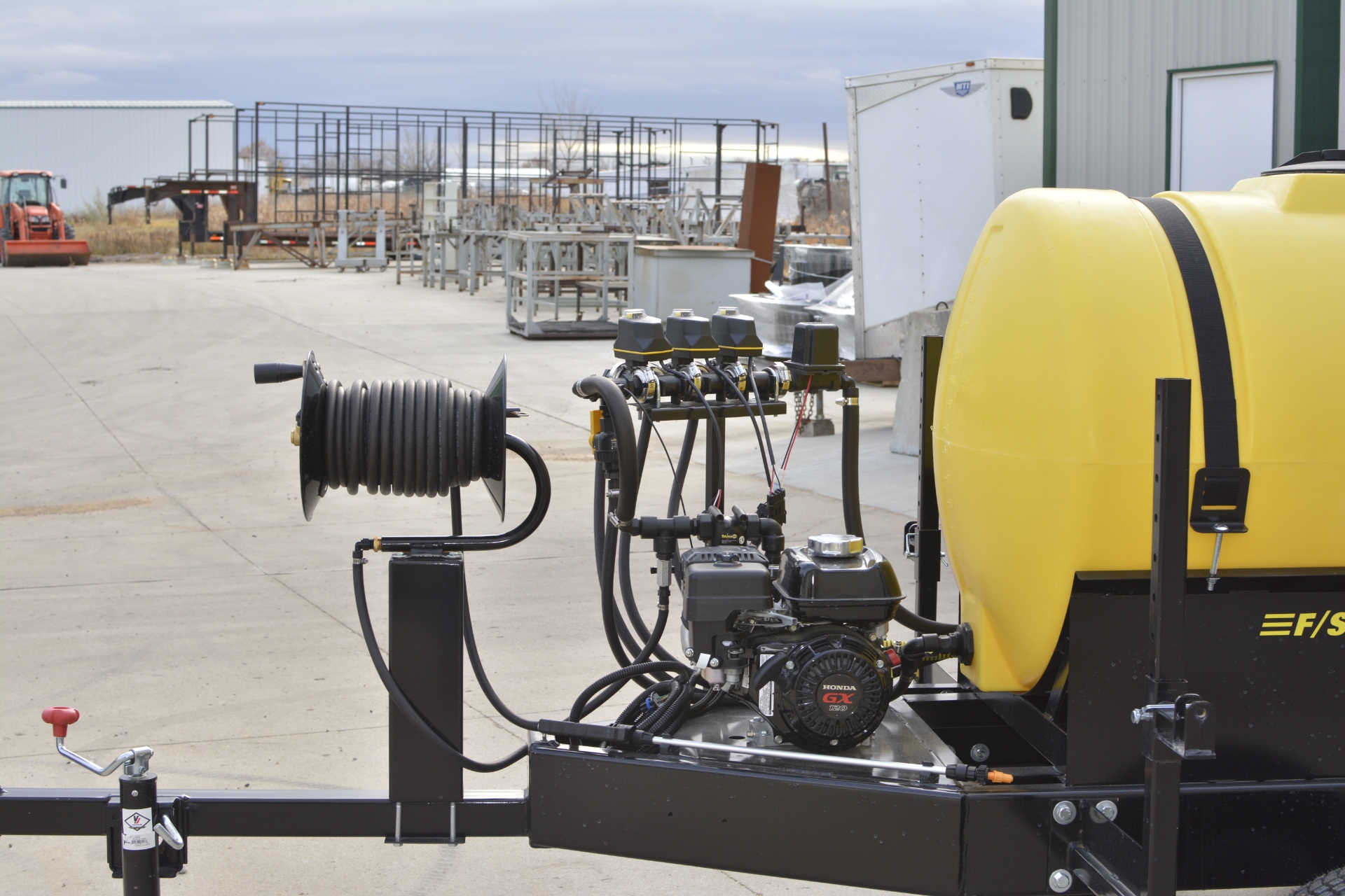 Pull-Behind Maxi Trailer Sprayer, 150 Gallon, 4HP Honda GX120 Engine ...